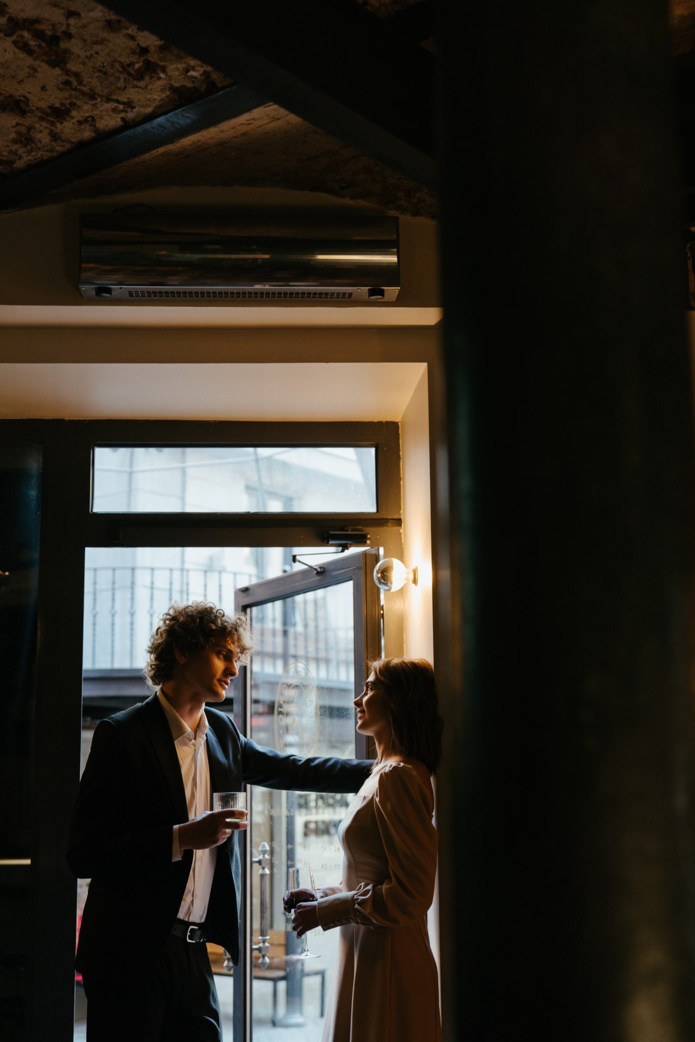 3 Best First Date Conversation Topics With A Girl Good Gentleman
