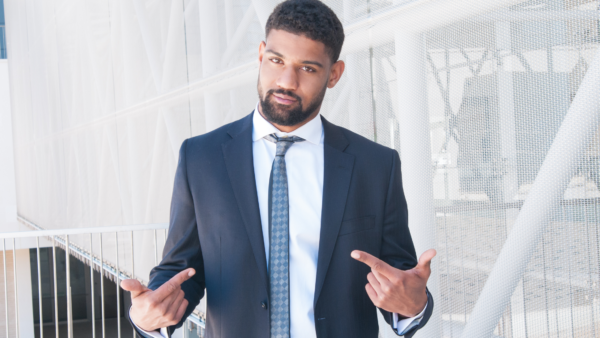 How to stand out from other guys - Good Gentleman