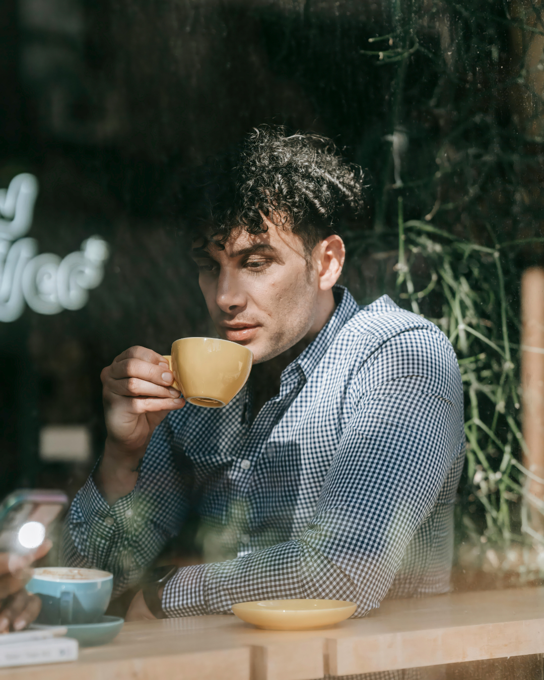 First Date Conversation Starters for Introverted Guys - Good Gentleman